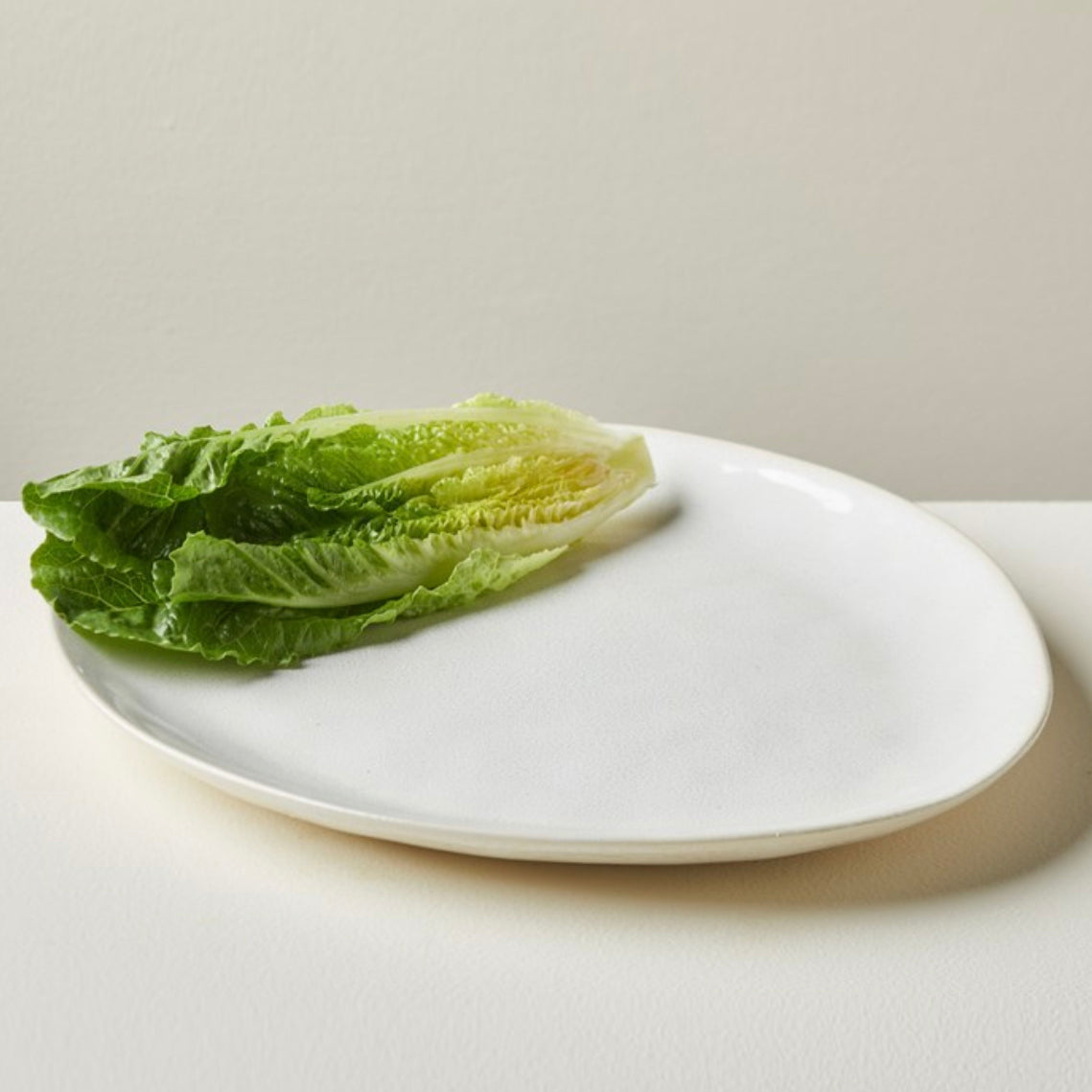 Margo White Platter – Kim Hovell